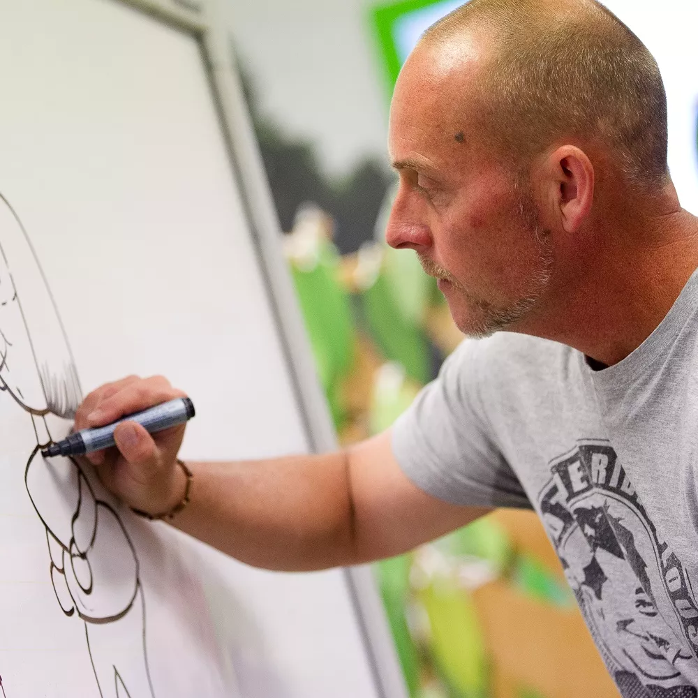 Old Parliament House Gardens, Canberra - Visit MoAD